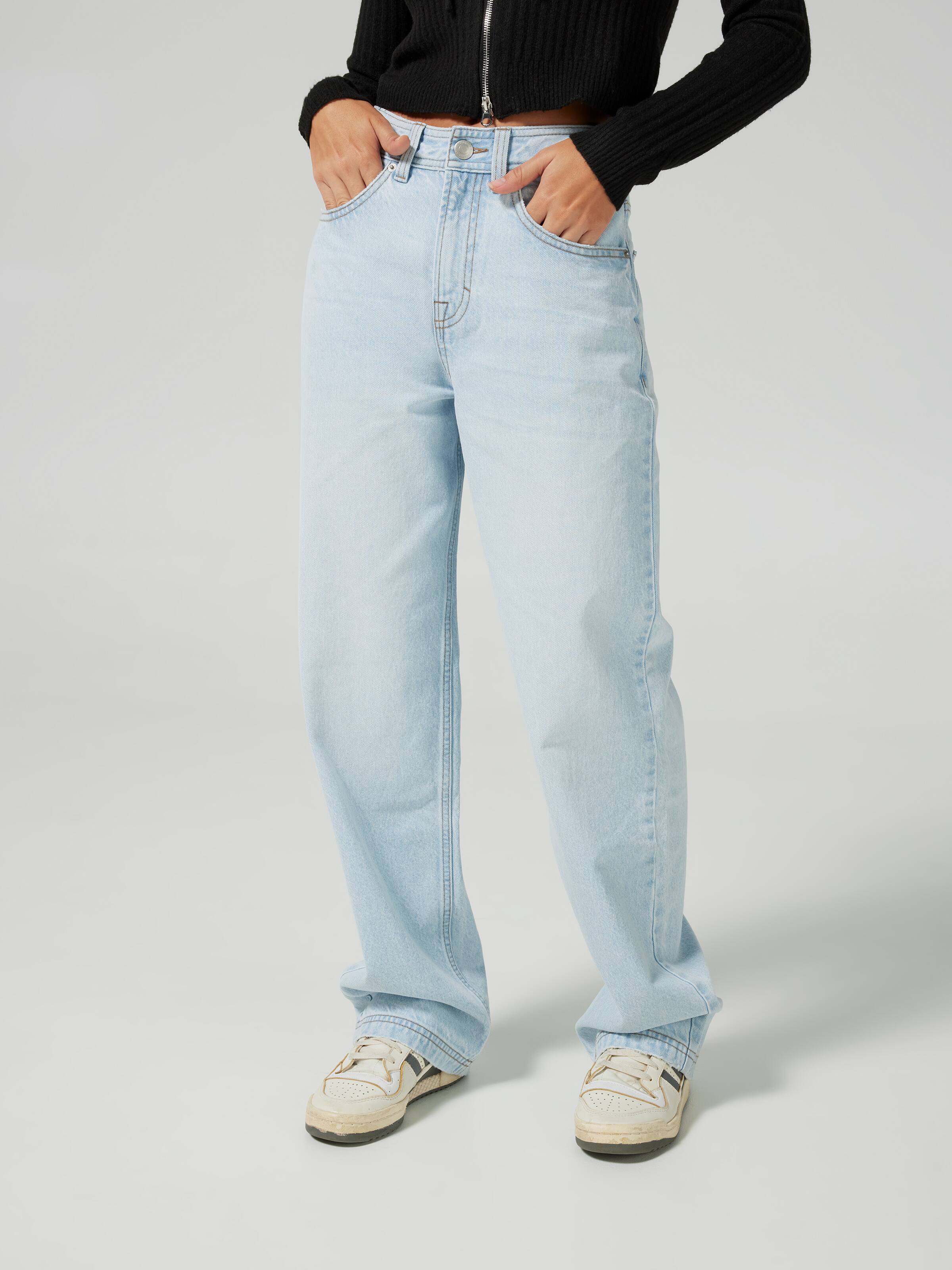 Womens Jeans - Ripped Jeans, Mom Jeans & More | Jay Jays