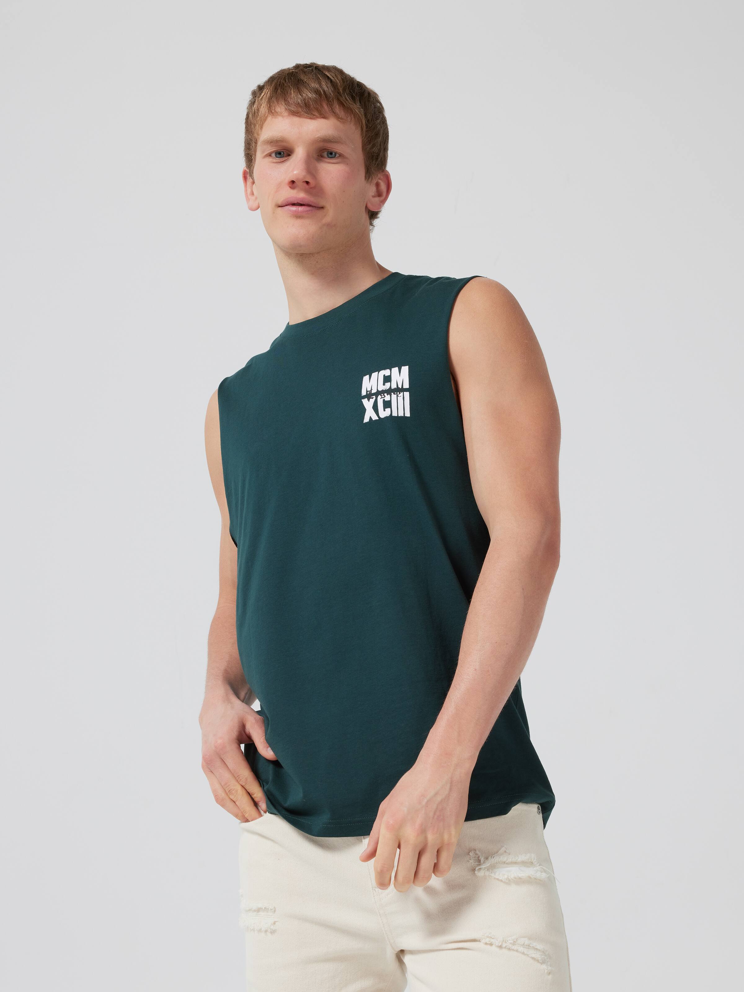 Guys Tank Tops - Mens Muscle Tees & Singlets | Jay Jays