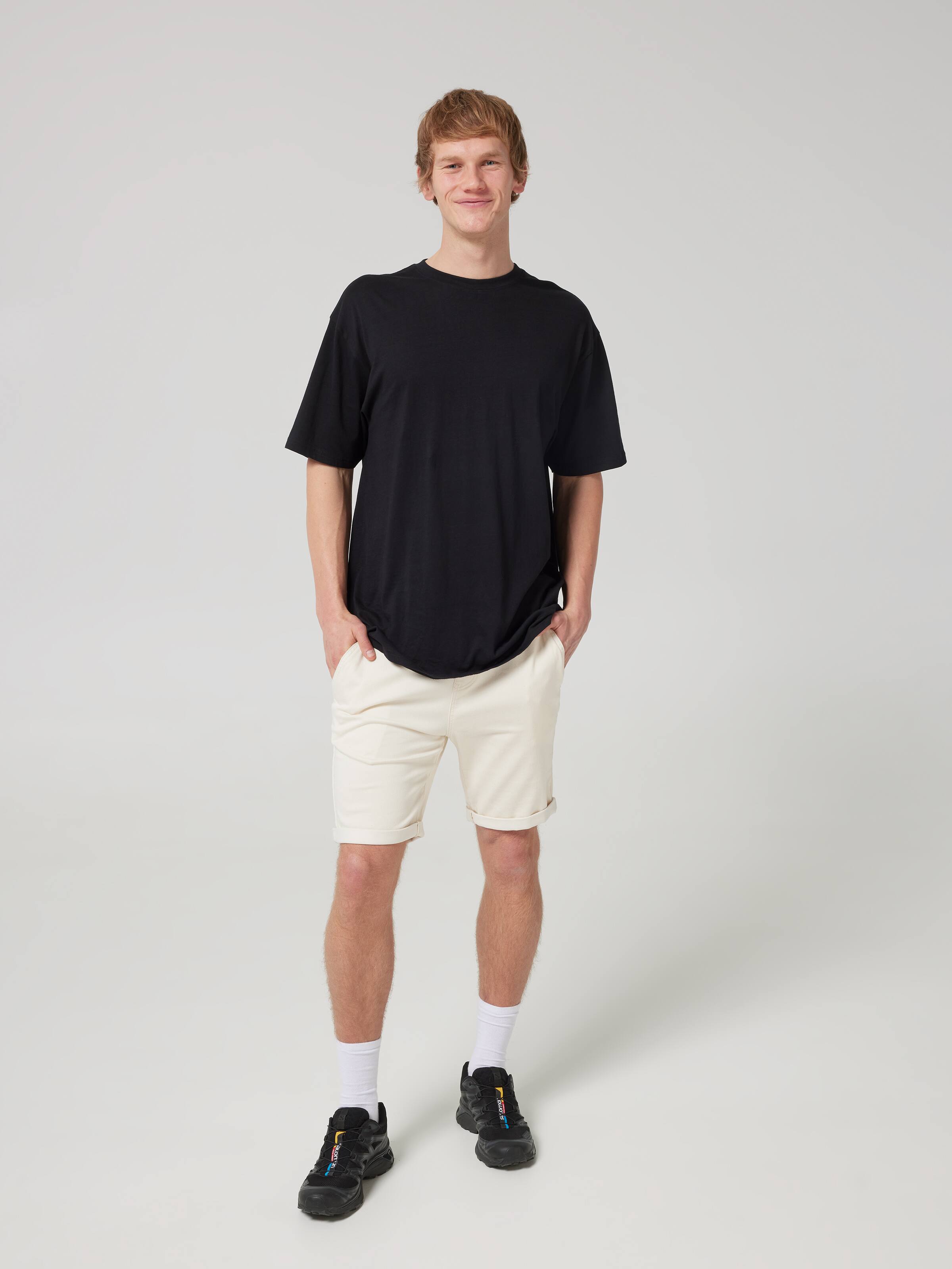 Deals & Discounts on Girls & Guys Clothes | Jay Jays Online