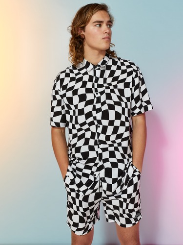 Resort Short - Check