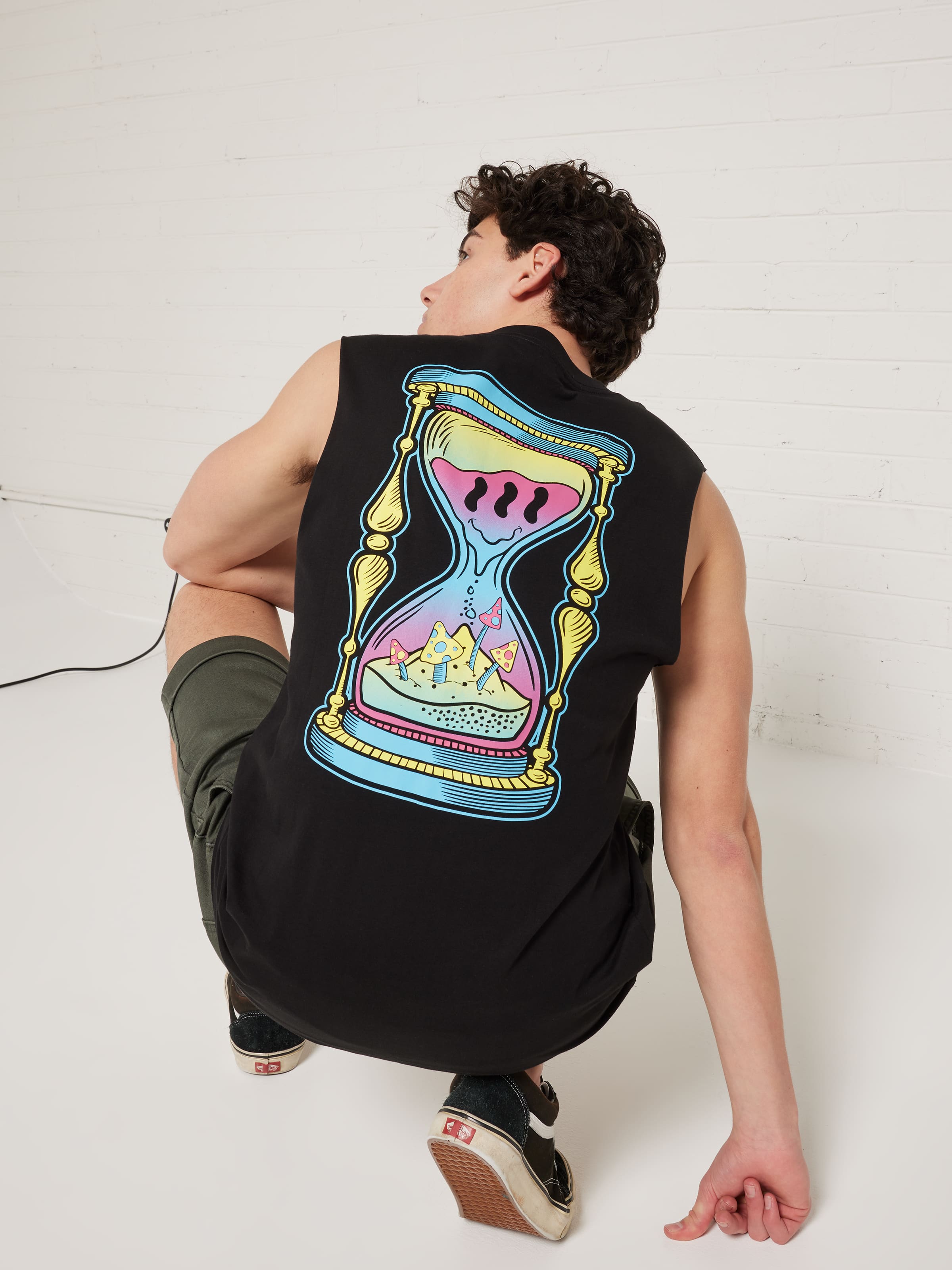 Trippy Hourglass Muscle Top Black - Jay Jays Online