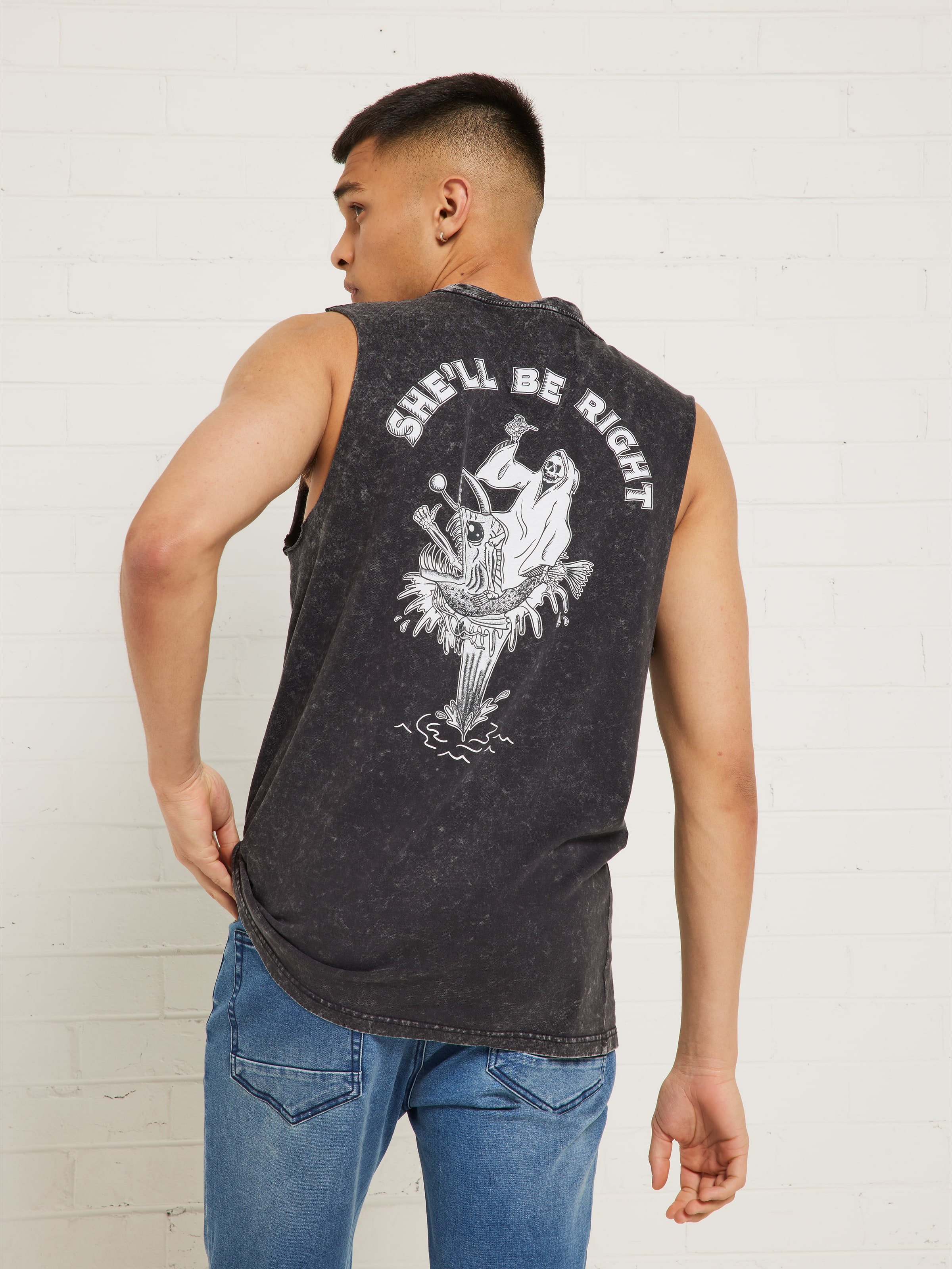 She'll Be Right Muscle Tee - Jay Jays Online