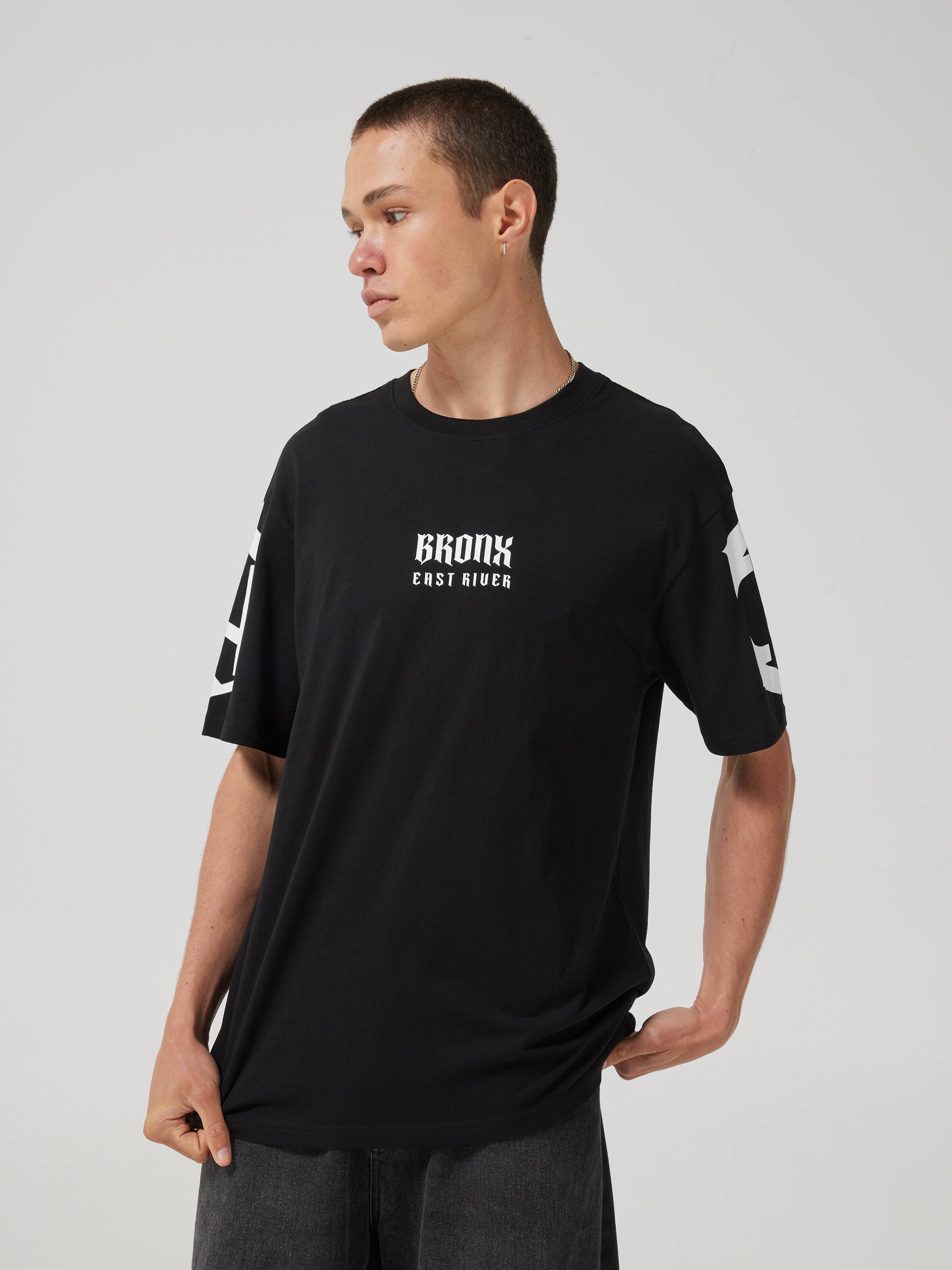 Urban Bronx Relaxed Short Sleeve Tee Black - Jay Jays Online